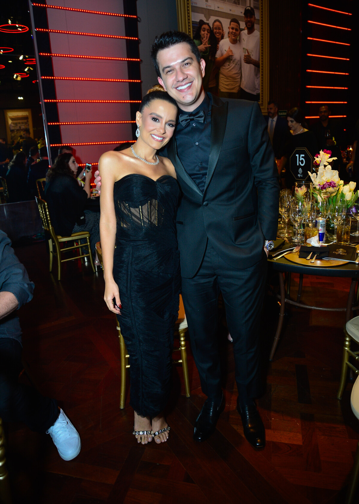 Foto: Maiara apostou no look all black combinando com Hugor, apontado ...