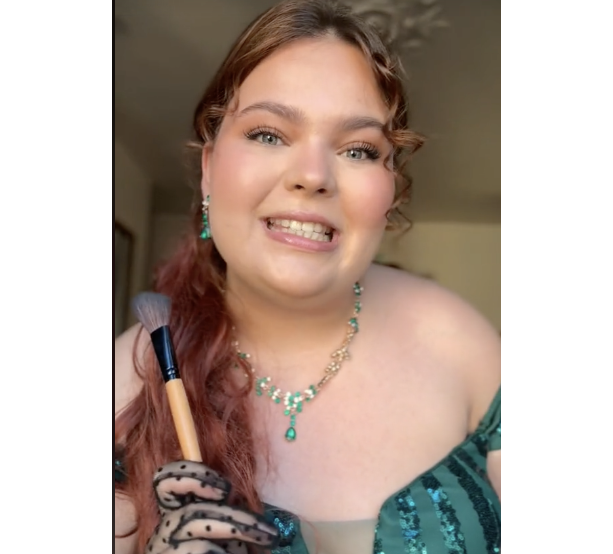 Foto: Aparência da influencer Elisabeth Thomas choca internautas por ...