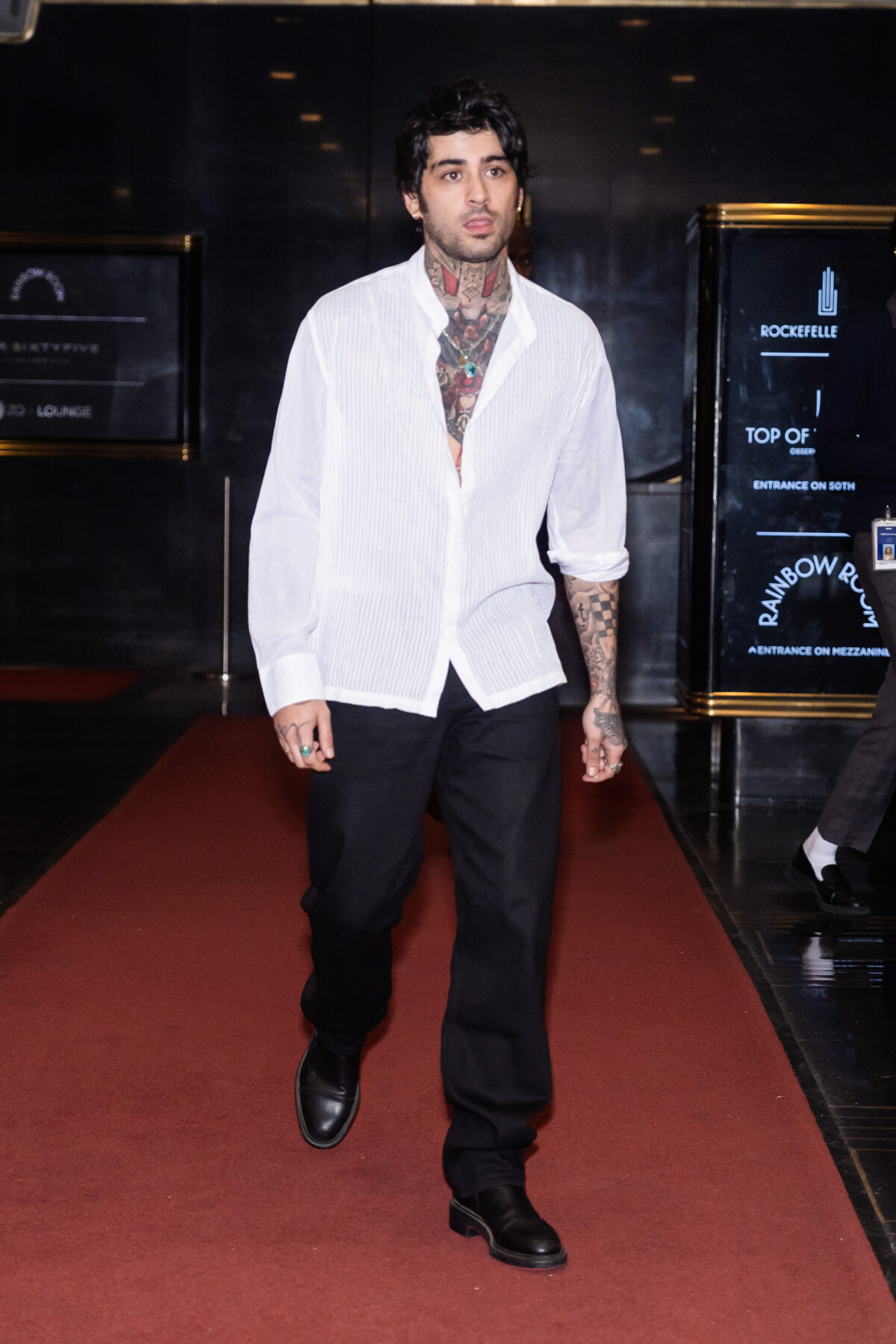 Foto: Zayn Malik 'está em choque e seus pais entraram em contato com a ...