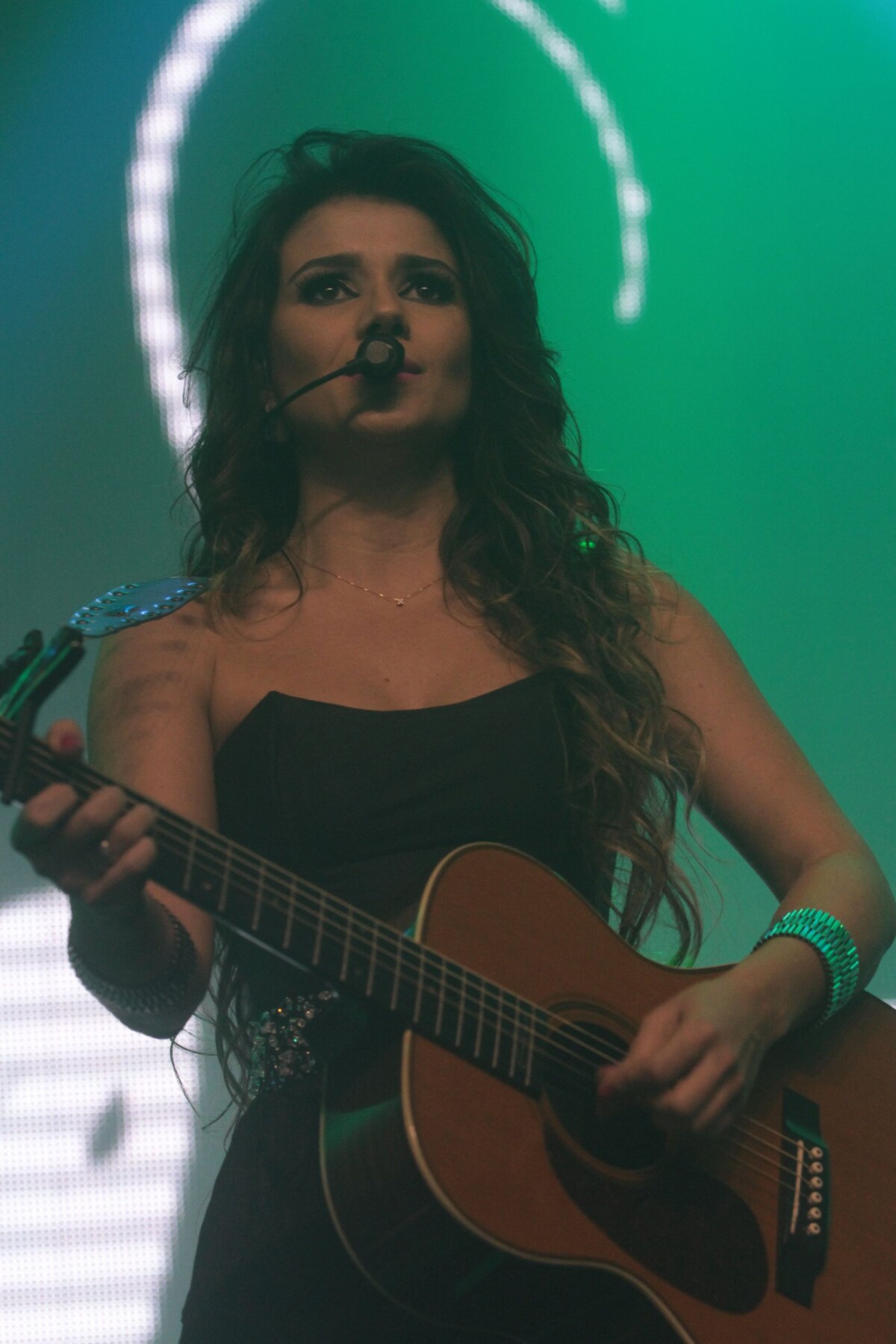 Foto: A cantora sertenaja Paula Fernandes pode ganhar papel de ...