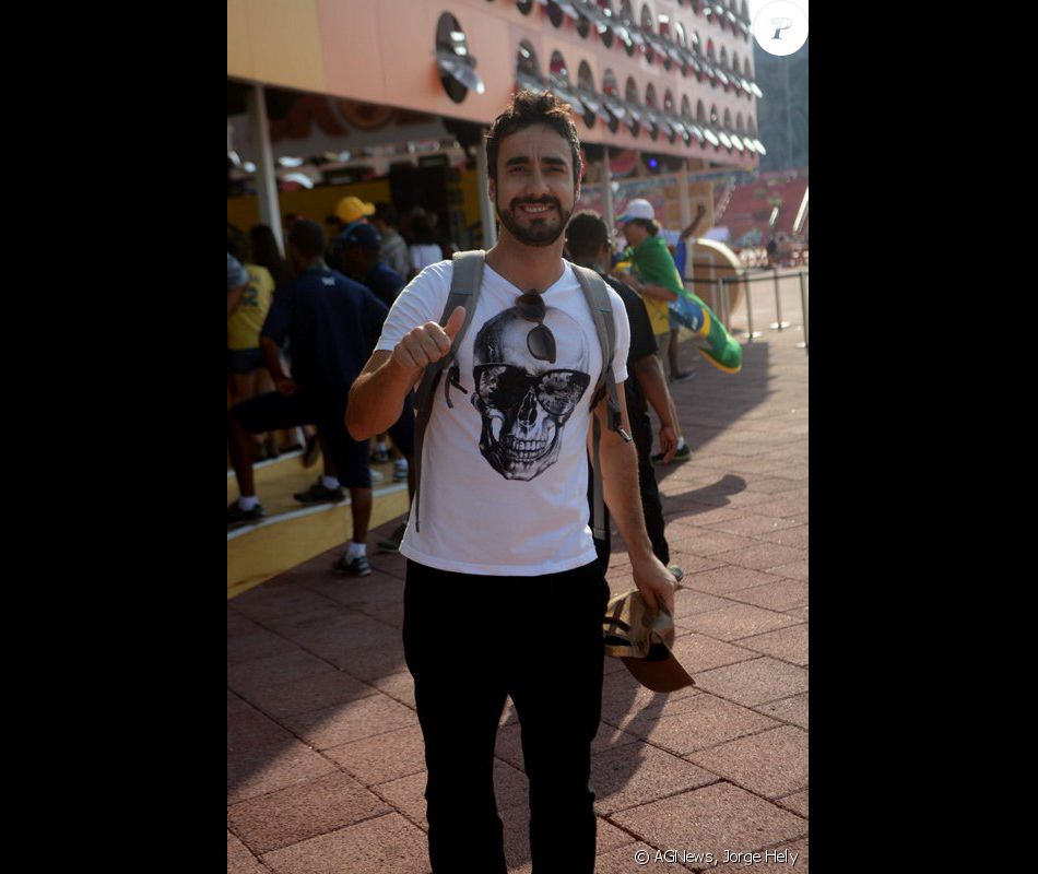 Gabriel Godoy tirou um tempinho das gravações para curtir os eventos ...