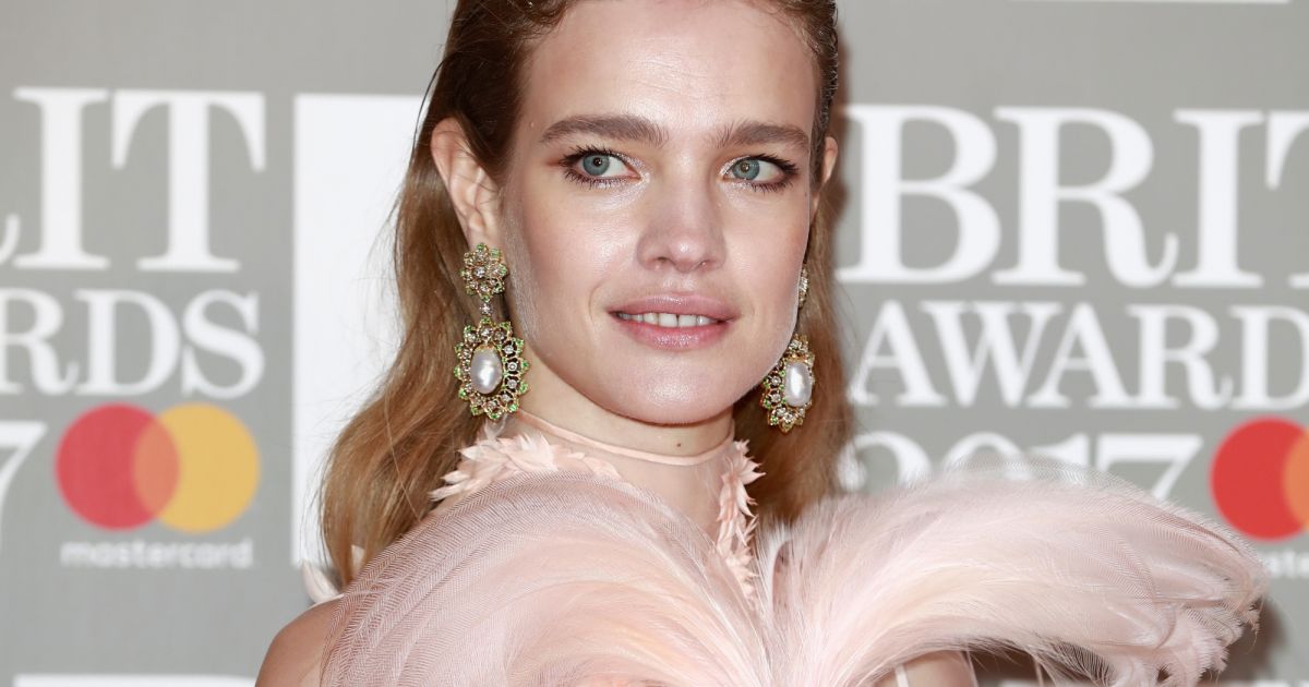 Veja fotos dos looks da modelo russa Natalia Vodianova e mais famosas ...