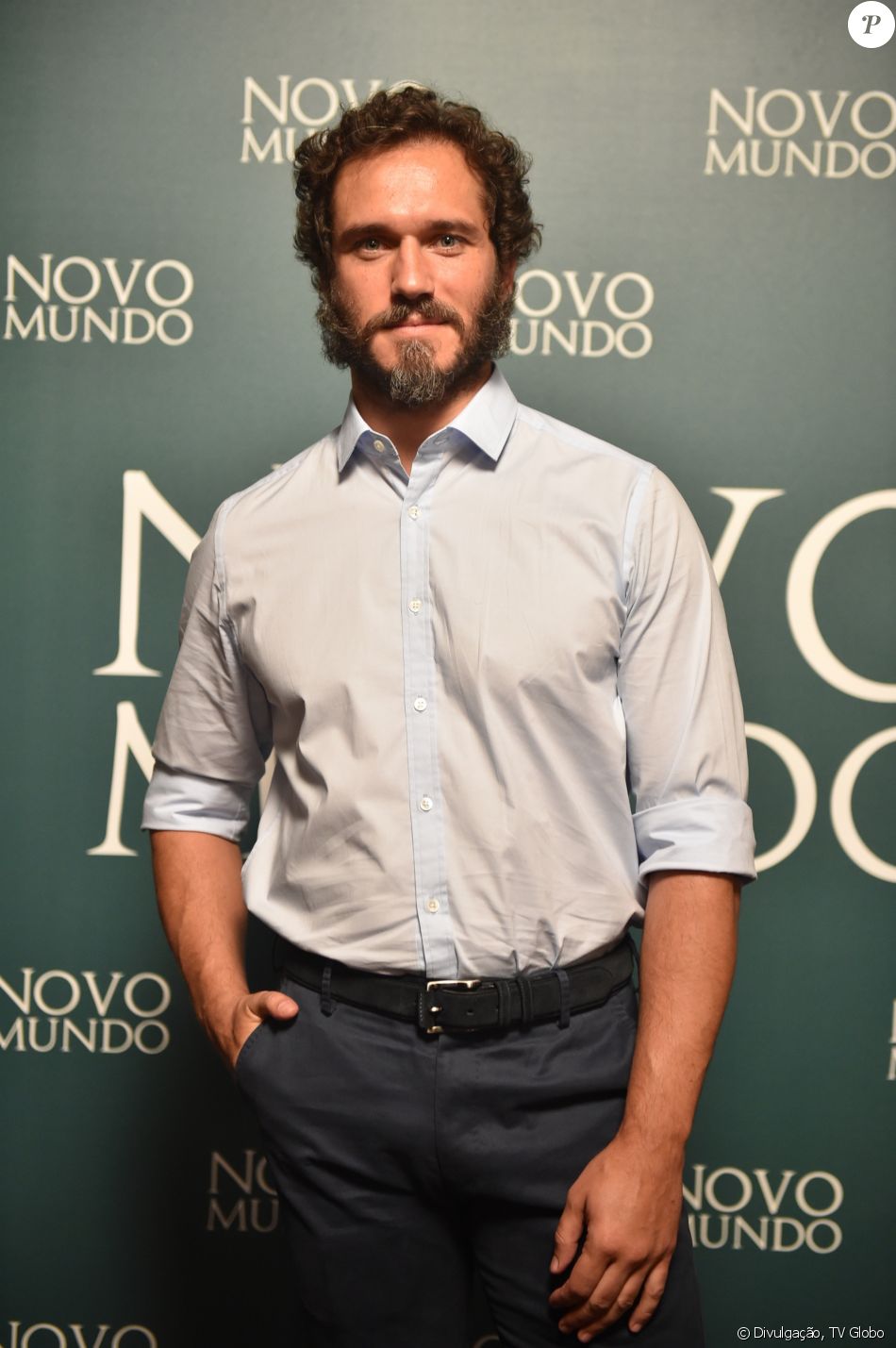 Paulo Rocha exibiu o novo corte de barba e cabelo para compor o visual ...