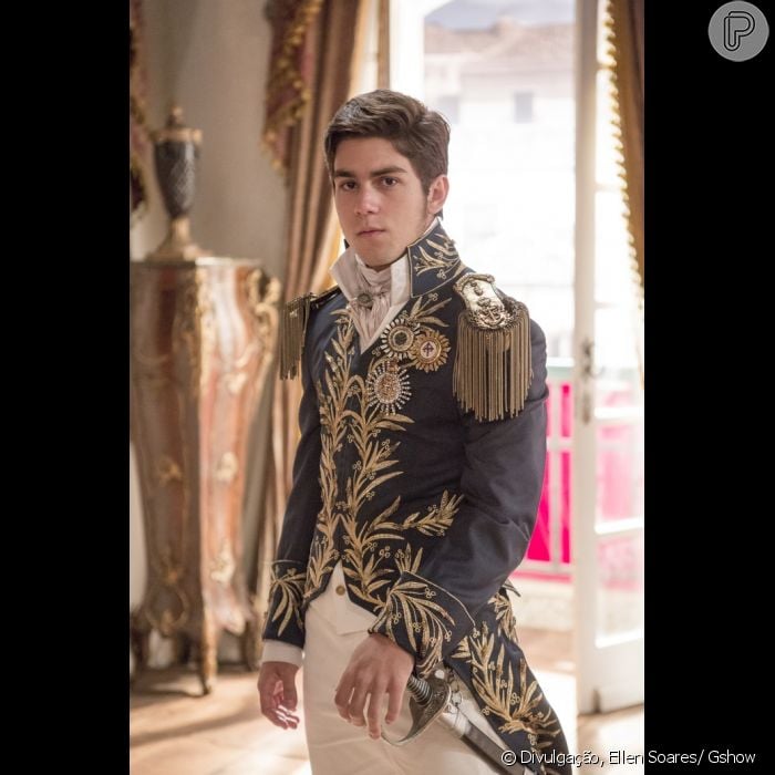 Daniel Rangel é Miguel, o filho mais novo Carlota JOaquina(Débora ...