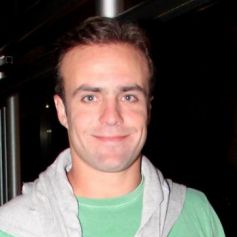 Roger Flores - Fotos, últimas notícias, idade, signo e biografia ...