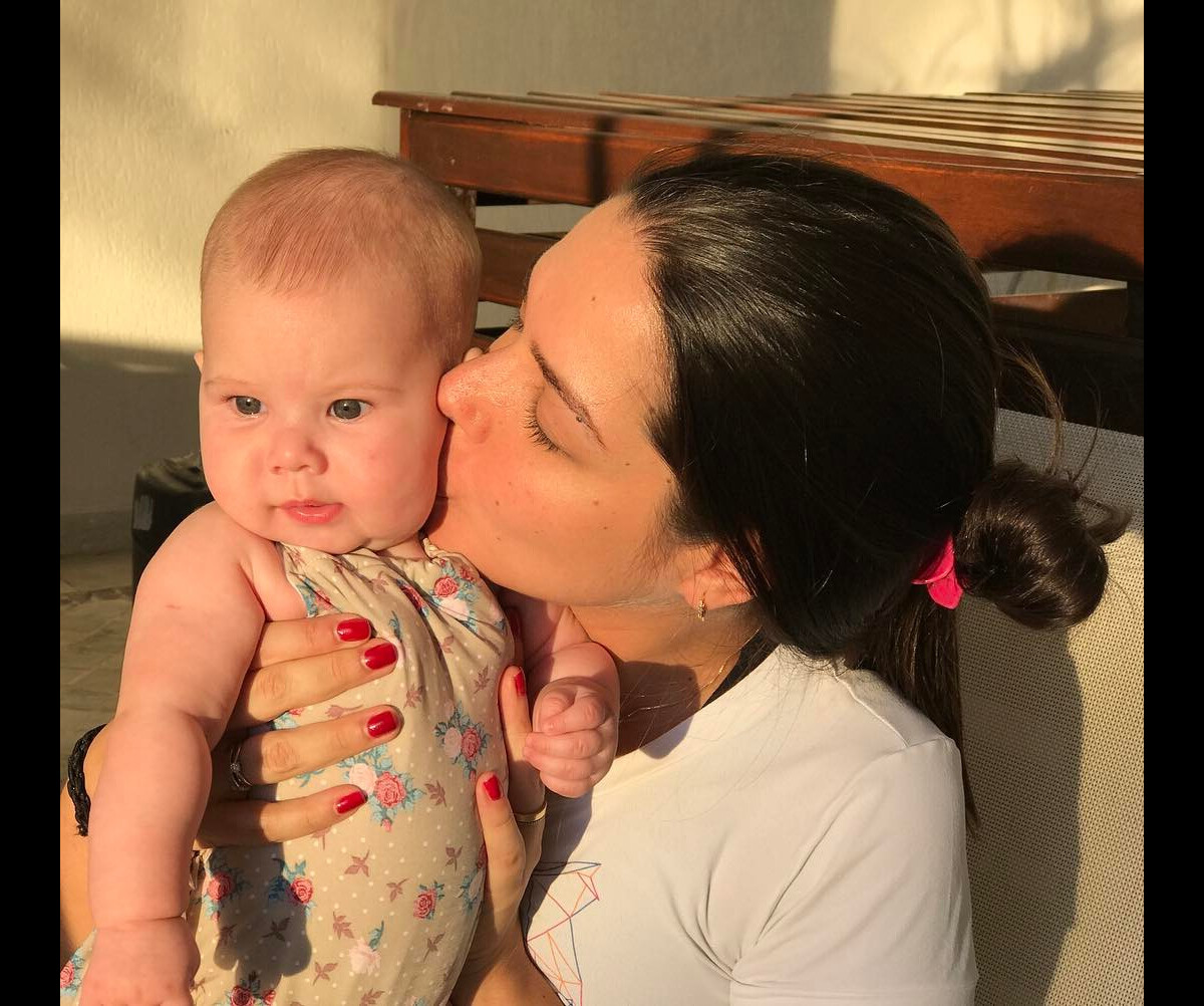 Foto: Thais Fersoza relembrou foto fofa com a filha, Melinda, nesta ...
