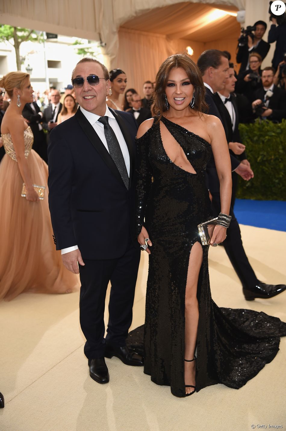 Thalía Surgiu No Met Gala Com O Marido Tommy Motolla Purepeople