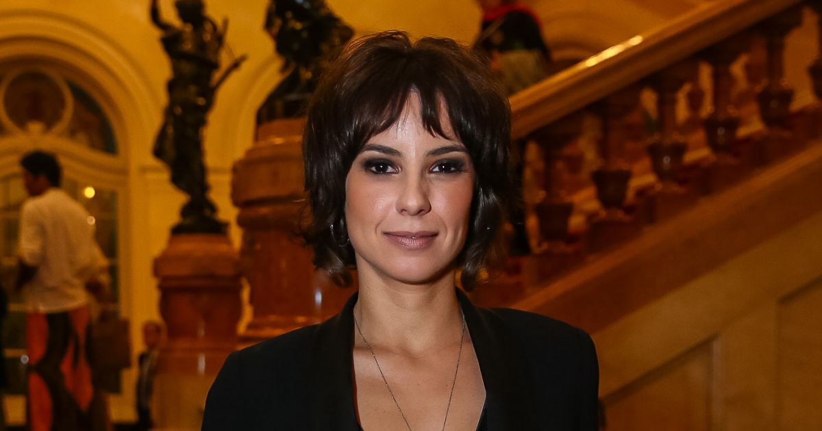 Andreia Horta foi premiada como Melhor Atriz de Cinema da APCA ...