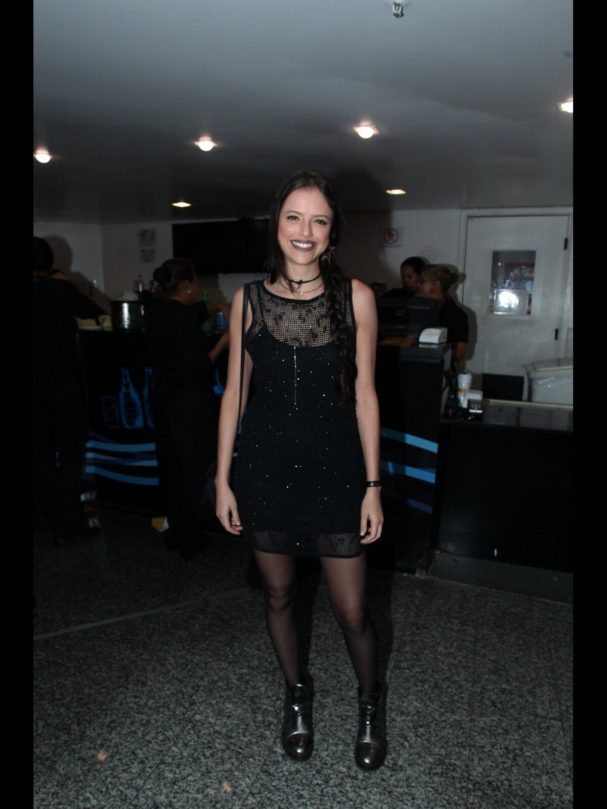 Foto: Agatha Moreira teve a meia-calça rasgada pelo look usado pelas ...