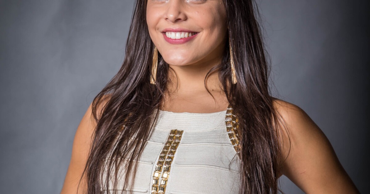 Ex-BBB Emilly chama atenção em oficina de atores da Globo: 'Ela é ...