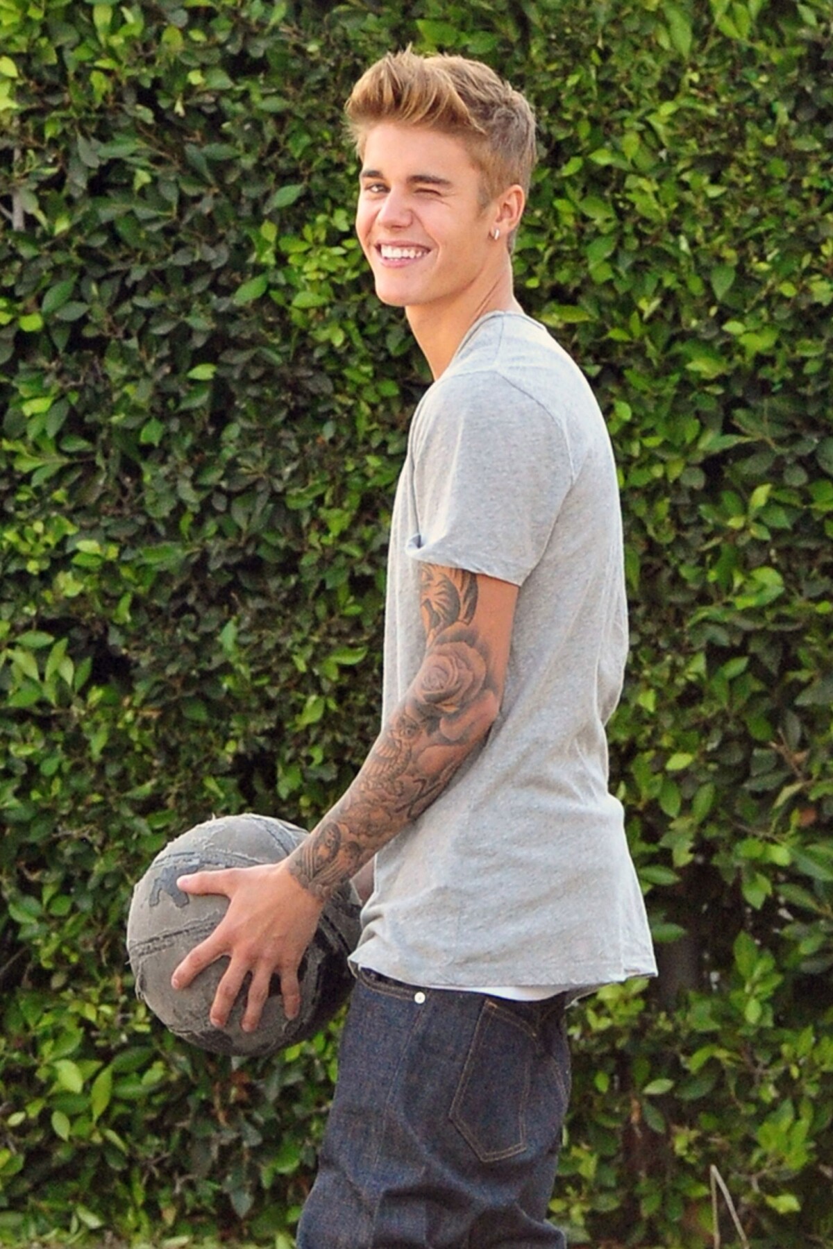 Foto: Justin Bieber diz que foi criado pela mãe para ser 'gentil ...