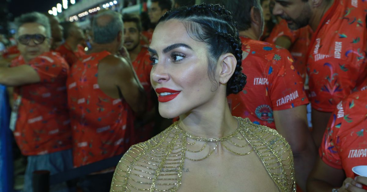 Cleo compôs o look com tranças estilo nagô - Purepeople