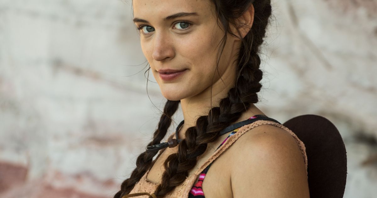 Bianca Bin Na Primeira Fase Da Personagem Clara Na Novela O Outro Lado