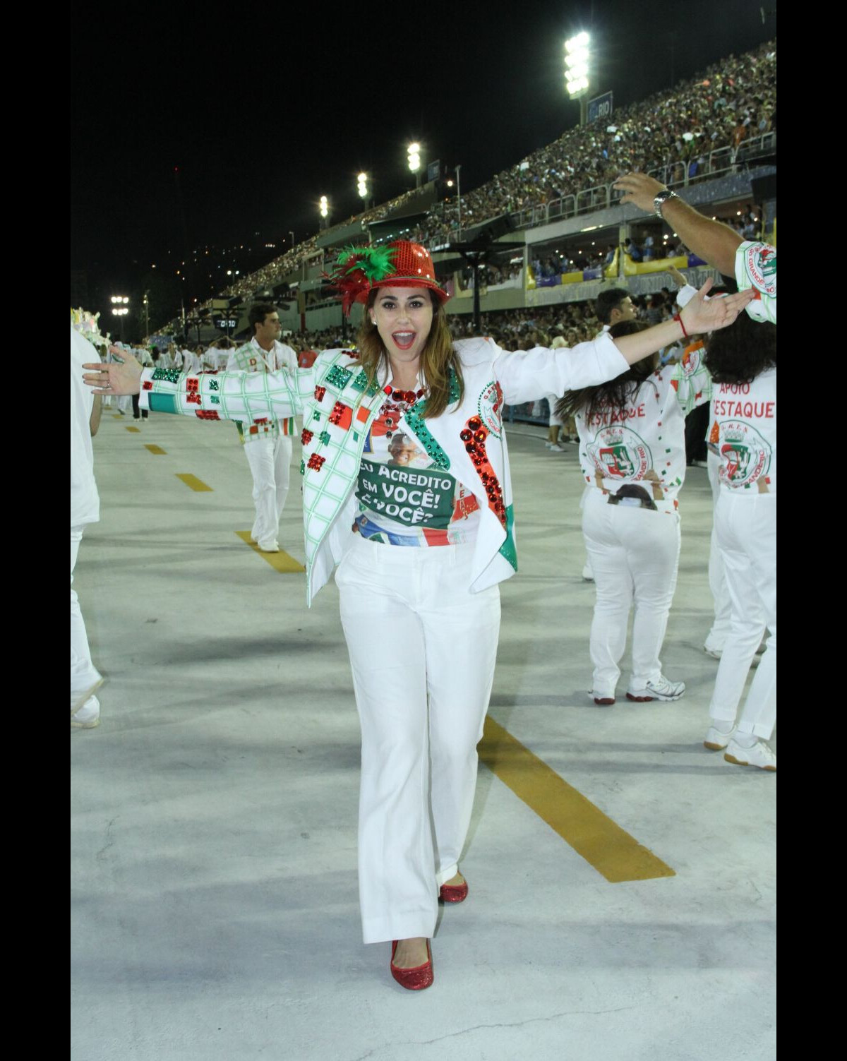 Foto: Daniela Escobar vai abrir o Carnaval da Grande Rio na ala da ...