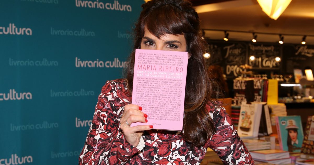 Maria Ribeiro no lançamento do livro 'Tudo o que eu sempre quis dizer ...