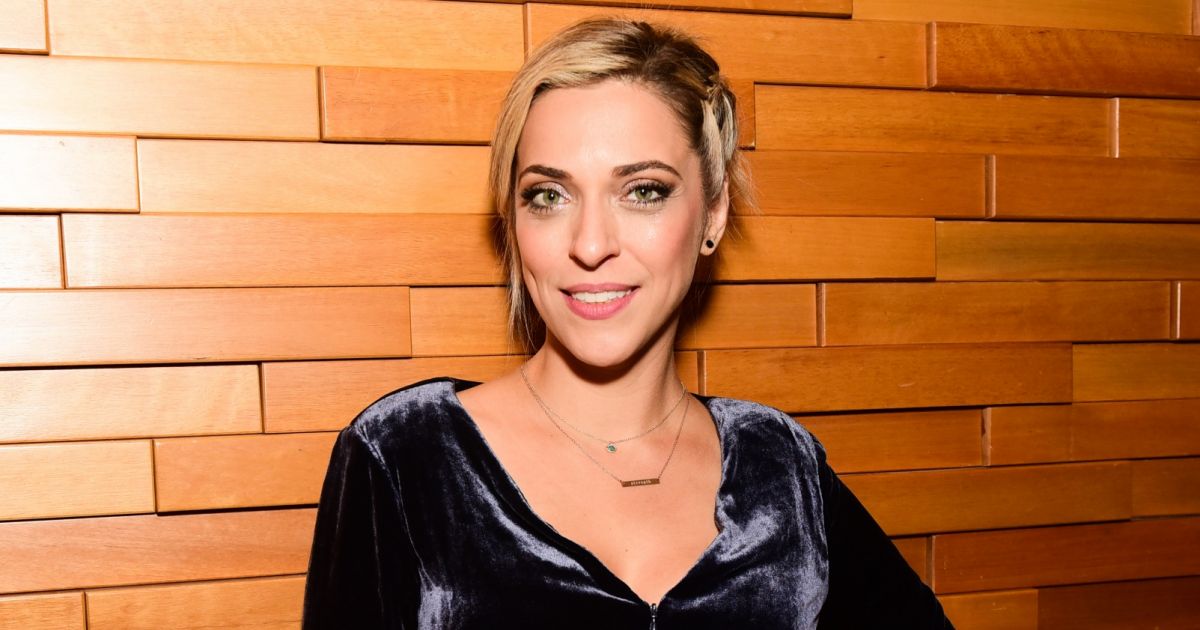 Júlia Rabello usou penteado com detalhes trançados na pré-estreia do ...