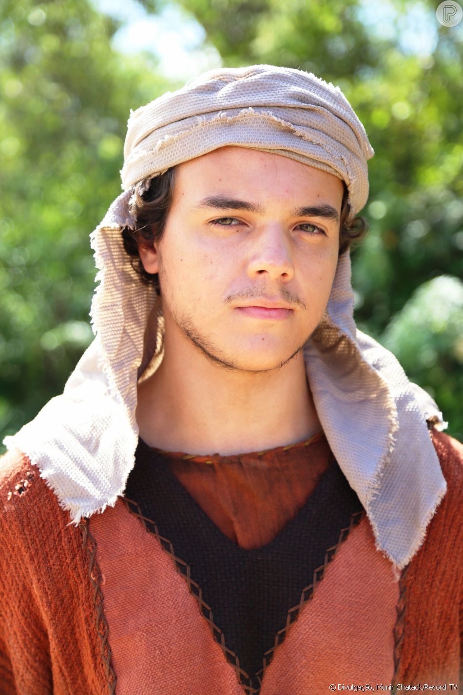 Marcus Bessa interpreta Issacar na série 'Lia'. É o filho de Lia (Bruna ...