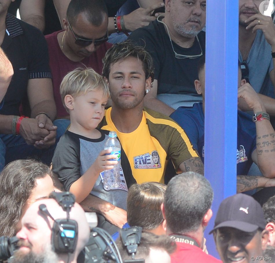 Davi Lucca, filho de Neymar, celebrou vitória do Brasil após orar pelo ...