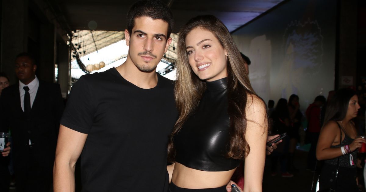 Victoria Grendene é herdeira da marca de sandalias Grendene - Purepeople