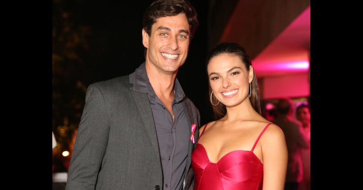 André Resende está aproveitando bastante a gravidez de Isis Valverde ...