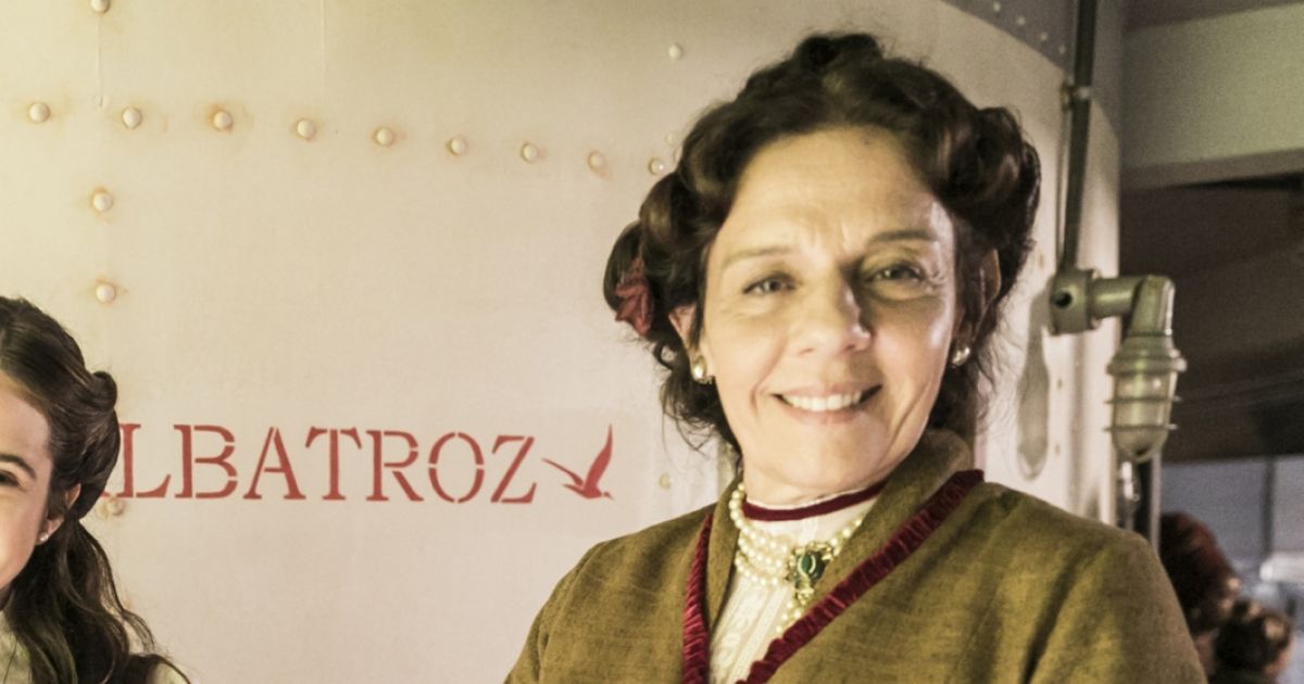 Agustina (Rosi Campos) não aceita o casamento da filha Marocas (Juliana ...