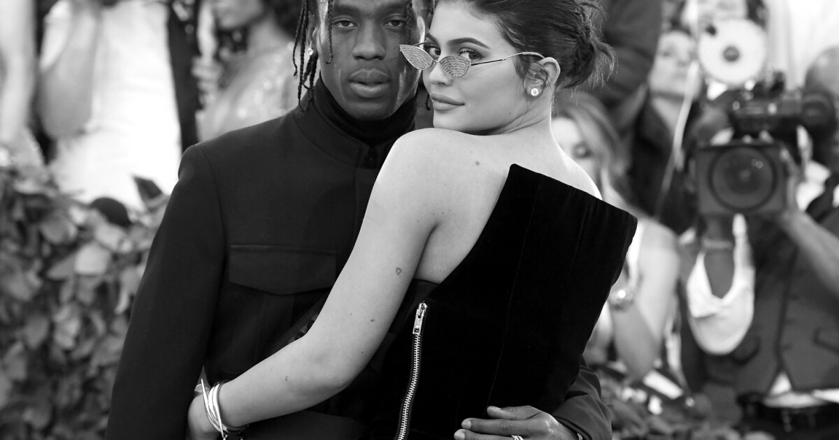 Travis Scott exibe fotos com filha, Stormi, e Kylie Jenner comenta ...