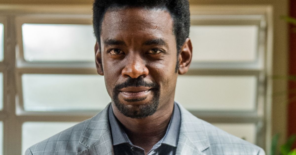 Roberval (Fabricio Boliveira) ouve de Dominick nos próximos capítulos ...