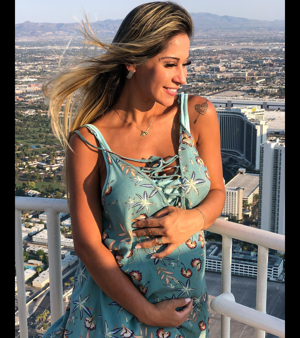 Foto: Mayra Cardi está em seu nono mês de gestação - Purepeople