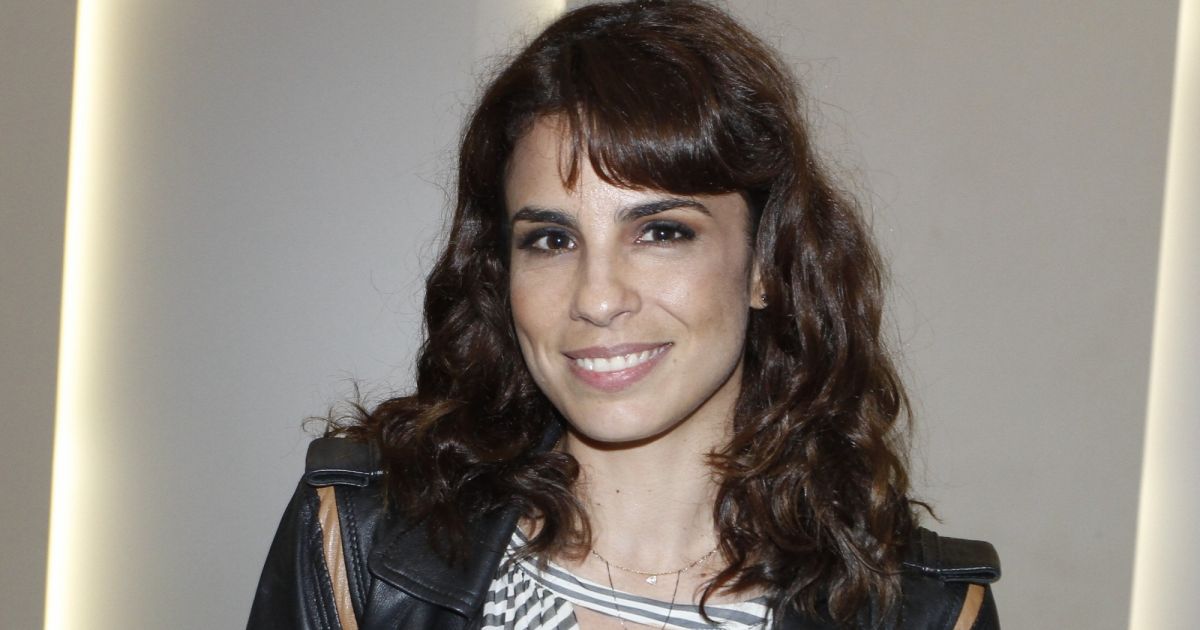 Maria Ribeiro estava sendo vista com mais frequência a caminho de São ...