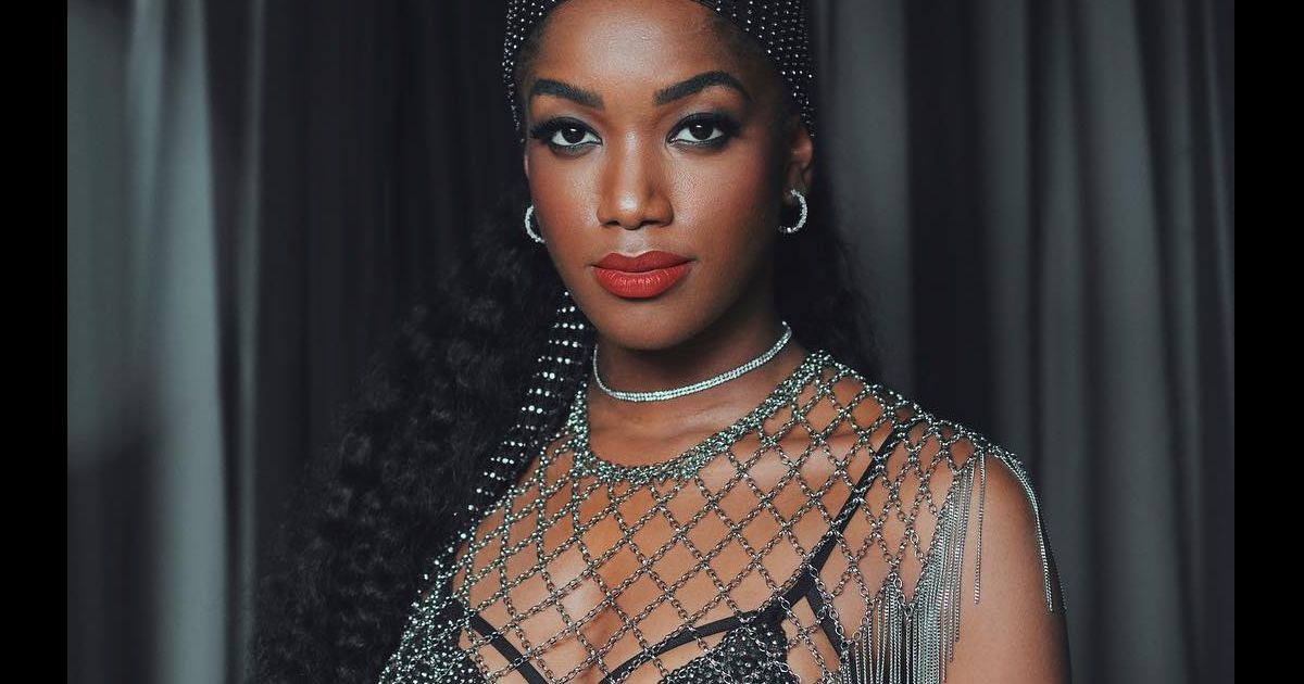 Body chain é trend para os looks de Outono-Inverno. Saiba como usar ...