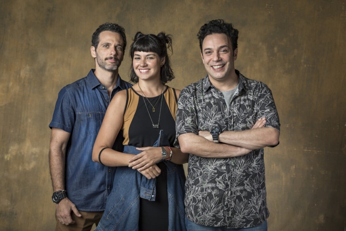 Foto: Sara (Veronica Debom) e Ali (Mouhamed Harfouch) vão se casar na ...