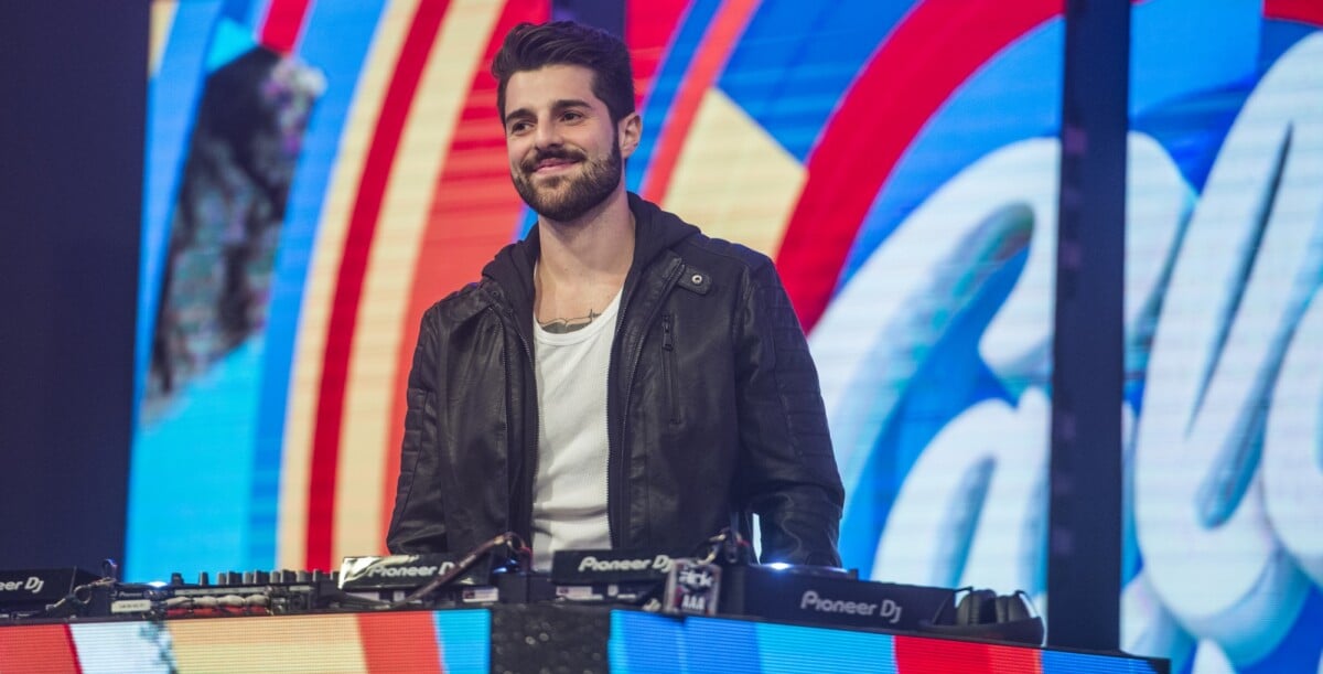 Foto: Alok surpreende com tatuagem para a mulher e divide opiniões ...