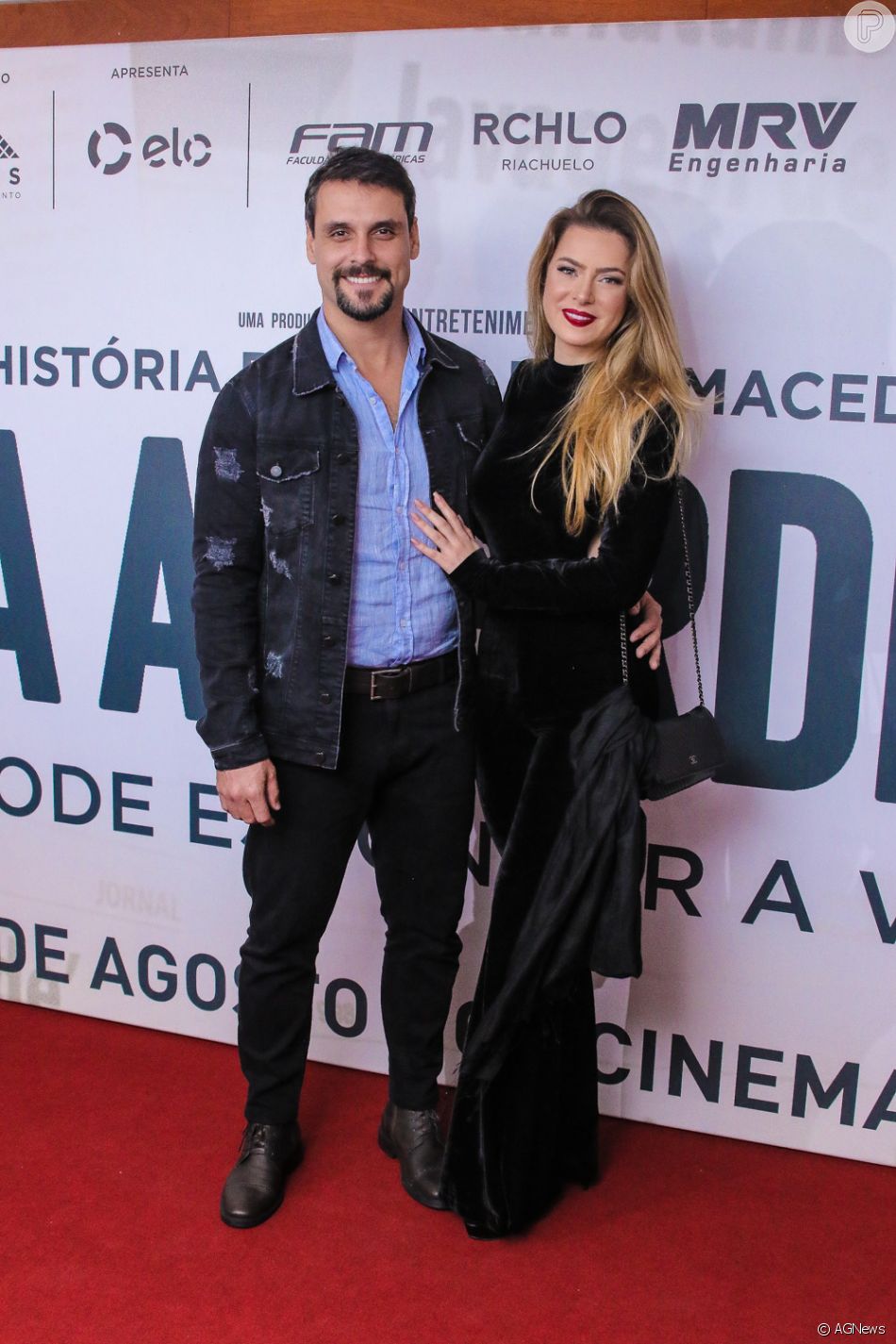 Rayanne Morais levou o namorado, Felipe Cunha, para conferir première ...