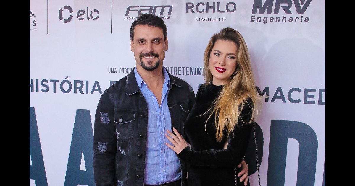 Rayanne Morais levou o namorado, Felipe Cunha, para conferir première ...