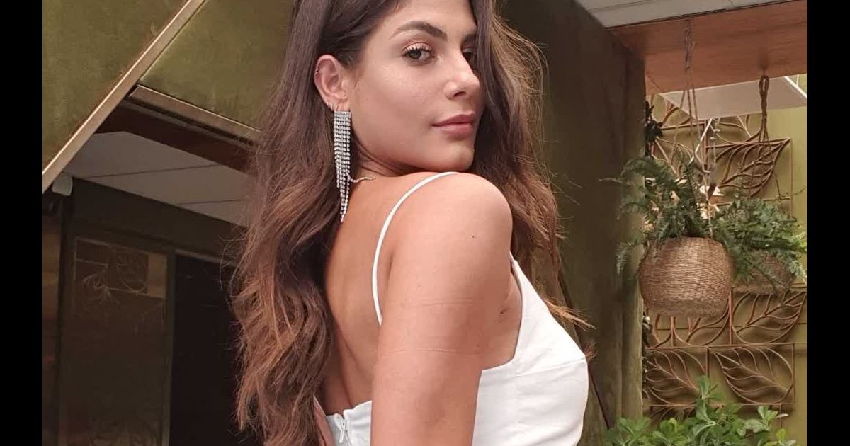 Bruna Marquezine revela como conheceu Mari Gonzalez: 'Na Grécia e a ... Bruna Marquezine revela como conheceu Mari Gonzalez: 'Na Grécia e a ...