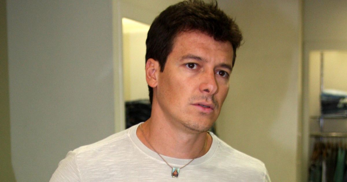 Rodrigo Faro vai ter salário recompensado em 2021 - Purepeople Rodrigo Faro vai ter salário recompensado em 2021 - Purepeople