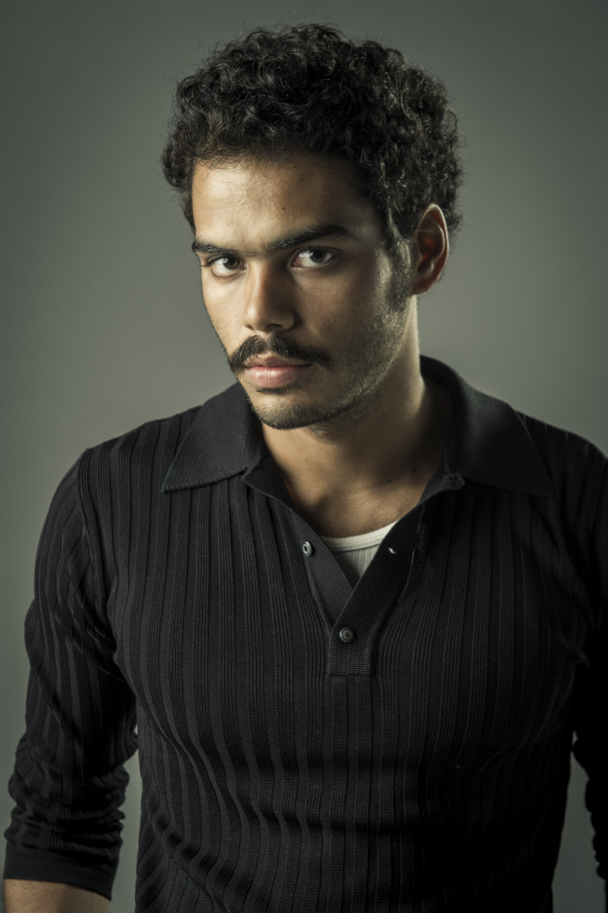 Foto: Enzo Romani atuará em série com Bruna Marquezine - Purepeople