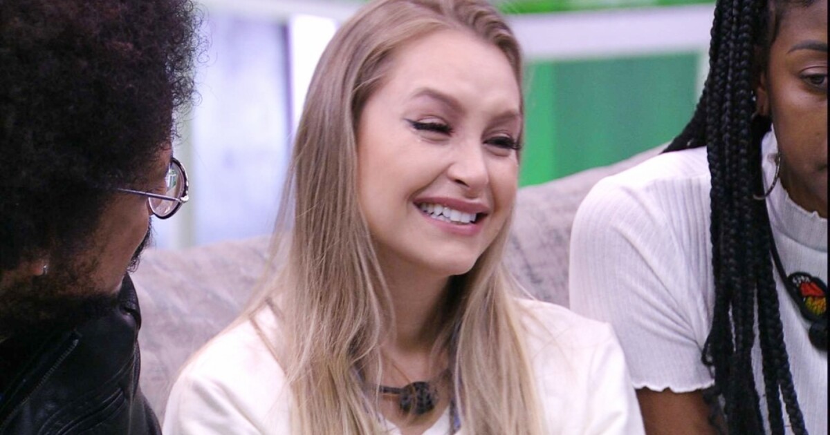 'BBB 21': Karol Conká dá pulseira VIP para Carla Diaz e revolta a web ...