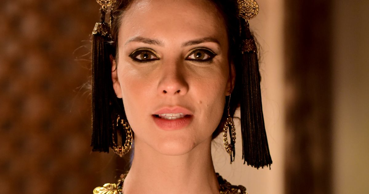 Na novela 'Gênesis', Nadi (Camila Rodrigues) e Terá (Angelo Paes Leme ...