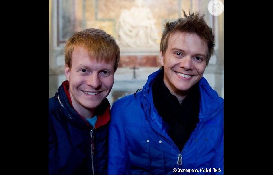 Teo é irmão do sertanejo Michel Teló - Purepeople
