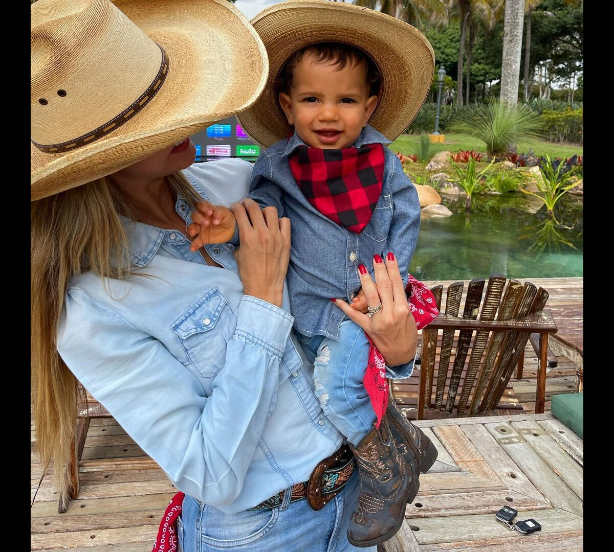 Foto: Biah Rodrigues mostrou o filho com Sorocaba em uma pré ...