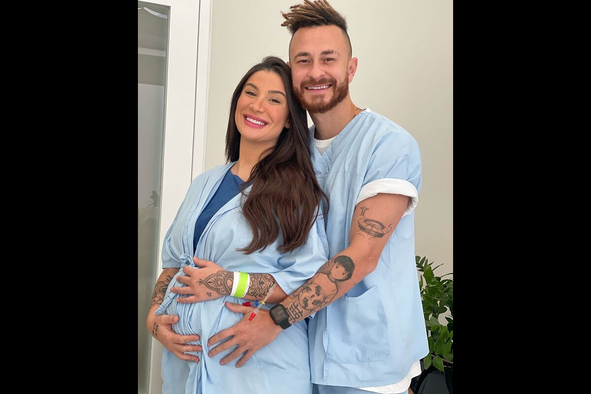 Foto: Boca Rosa ficou mais de 20 horas em trabalho de parto - Purepeople