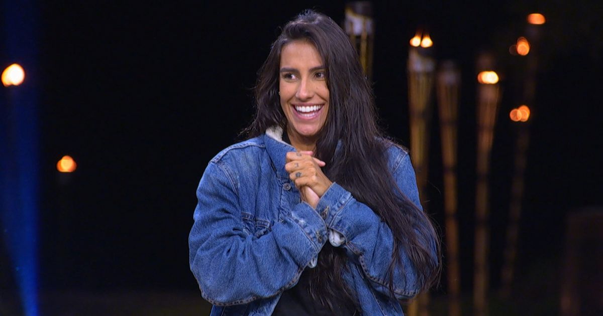 Any Borges se consagra como a campeã do reality 'Ilha Record' - Purepeople