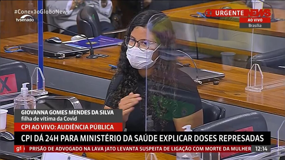 Foto: Giovanna Gomes, de 19 anos, perdeu os pais para a doença e ...