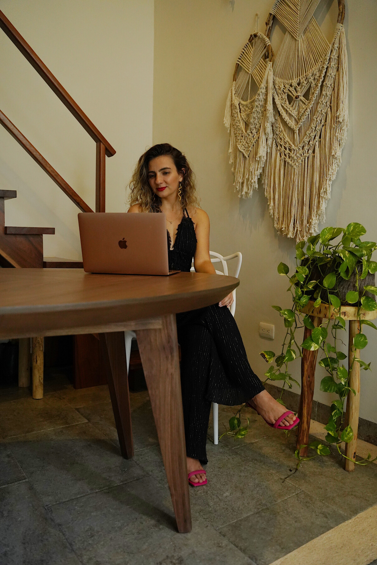 Foto: Influenciadora Ana Stier já viaja sozinha há 16 anos e ...