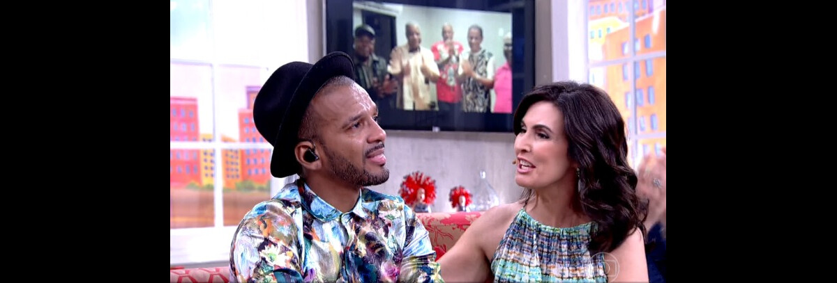 Foto: Fátima Bernardes consola Fábio Beça, do grupo Bom Gosto, no ...