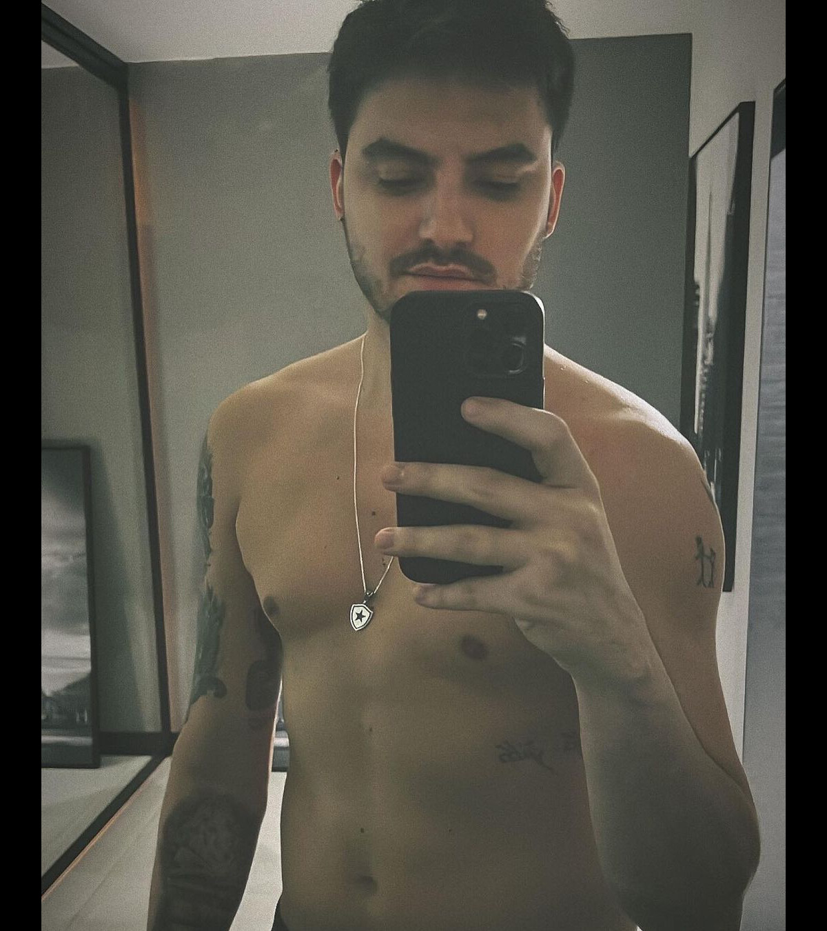 Foto: Felipe Neto vive nova fase após separação - Purepeople