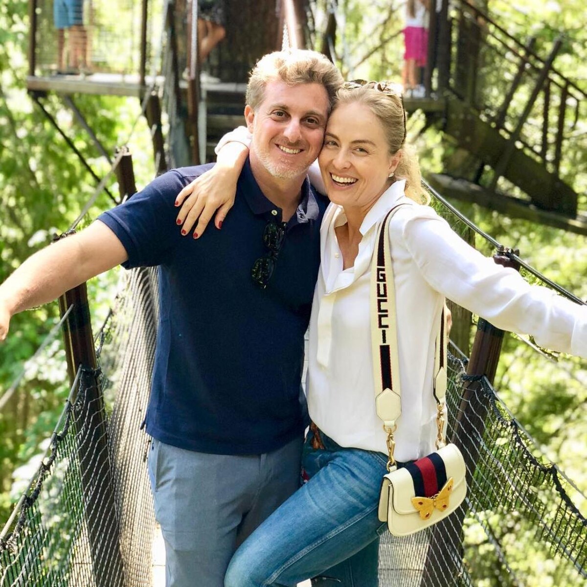 Foto: Angélica e Luciano Huck tem três filhos - Purepeople