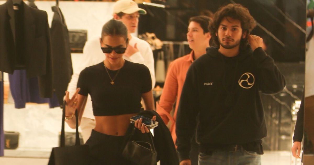 Bruna Marquezine e Xolo Maridueña mostram muita sintonia juntos ...