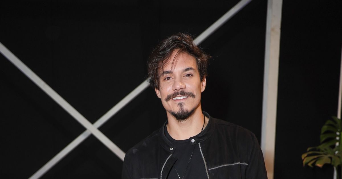 Eliezer disse que ainda não pretende morar junto com Viih Tube - Purepeople
